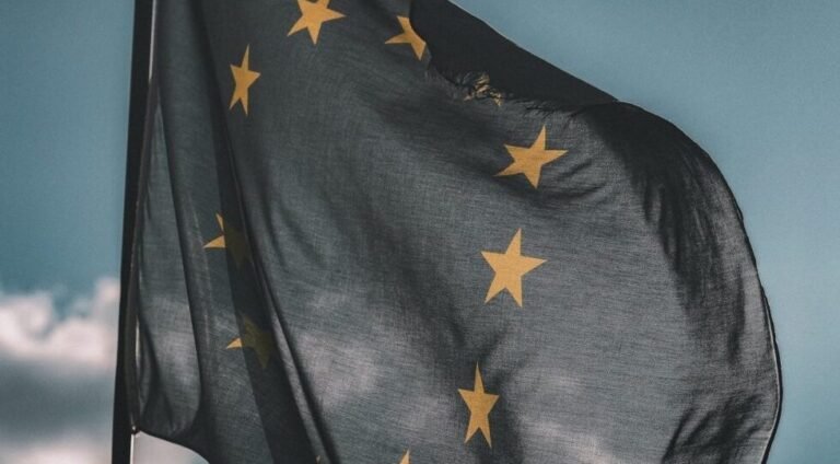 EU Blue Card Germany 2026 Guide » Thresholds & Requirements